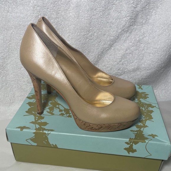 Jessica Simpson | Shoes | Jessica Simpson Alora Pearlized Tan And Cork ...